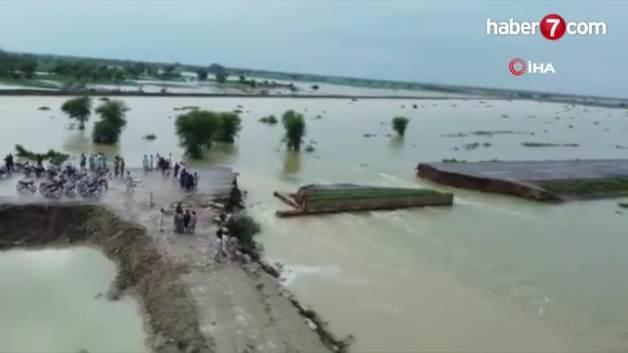Pakistan daki sel felaketinde can kaybı bin 265 e yükseldi Video 7