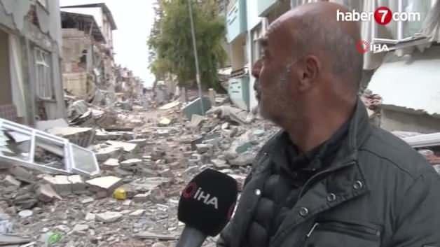 Mahalle yerle bir oldu, geride bir tek muhtar kaldı - Video 7