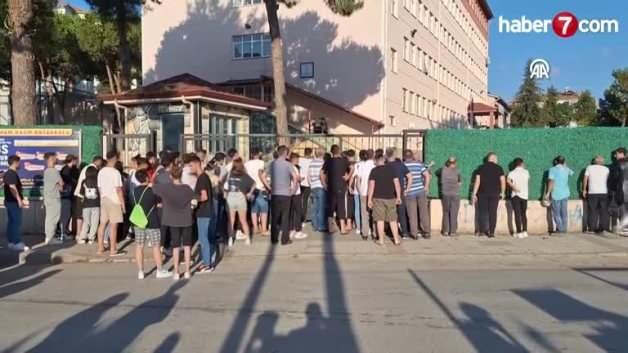 Samsunda Esrarengiz Olay 15 Yaşındaki çocuk Okul Bahçesinde Bulundu