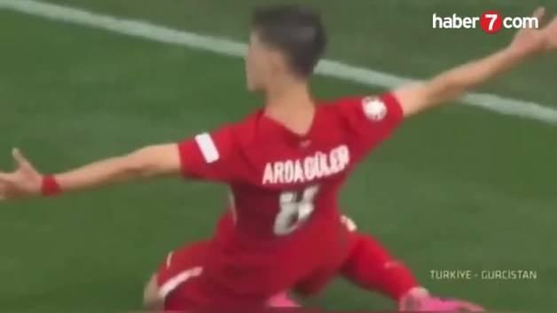 Attığı goller tarihe geçen Arda Güler’in Kuran-ı Kerim'li fotoğrafının ...