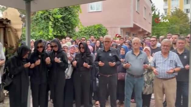 Eski milli basketbolcu İlkan Kahraman son yolculuğuna uğurlandı - Video 7