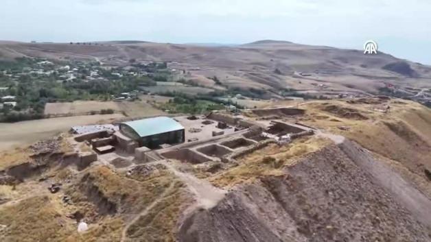 Ayanis Kalesi'nde ihtişamlı kalıntılar gün yüzüne çıkıyor - Video 7