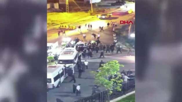 Kına gecesinde 2 aile arasında kavga; 8 yaralı - Video 7
