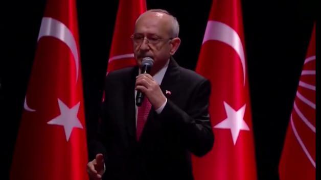 CHP Genel Başkanı Kemal Kılıçdaroğlu genel merkezde açıklamalarda ...