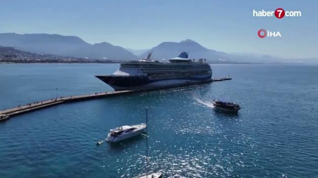 Rus turistlerin yaz rotası yine Türkiye oldu! - Video 7