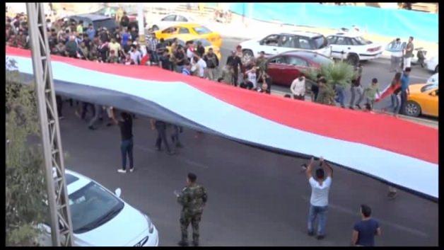 Kerkük'te dev Irak bayrağı açıldı - Video 7