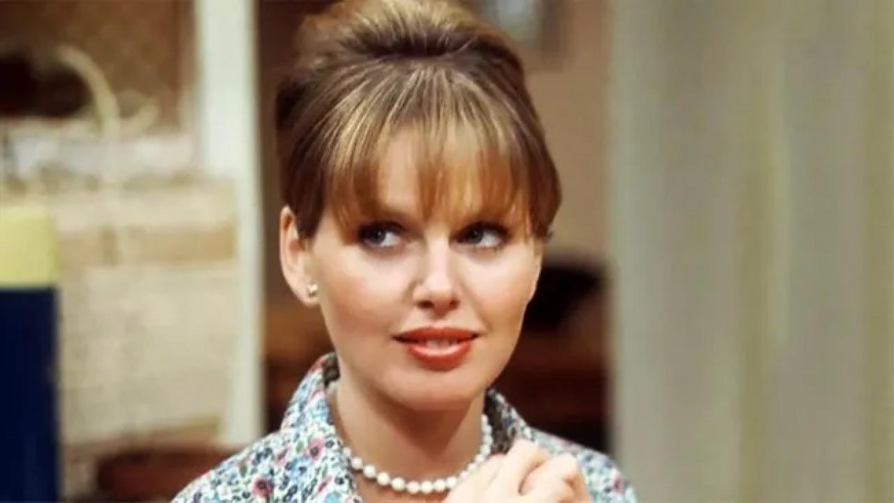 Ünlü oyuncu Patricia Brake 79 yaşında kansere yenildi - Haber 7 DÜNYA