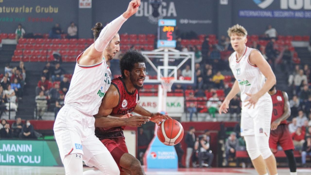 McCollum 43 sayı üretti! Karşıyaka son çeyrekte kazandı - Tüm Spor ...