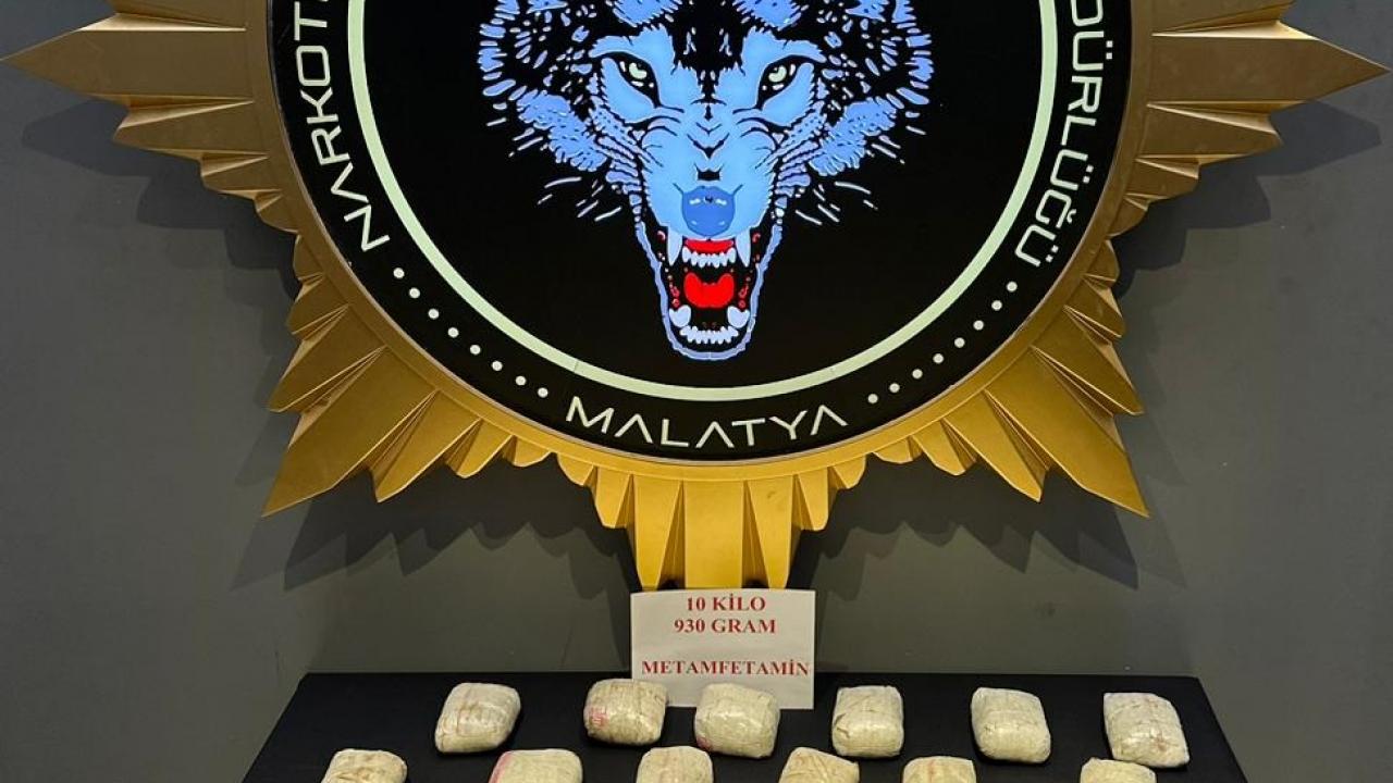 Malatya'da 10 kilo metamfetamin ele geçirildi: 2 gözaltı - Haber 7 GÜNCEL