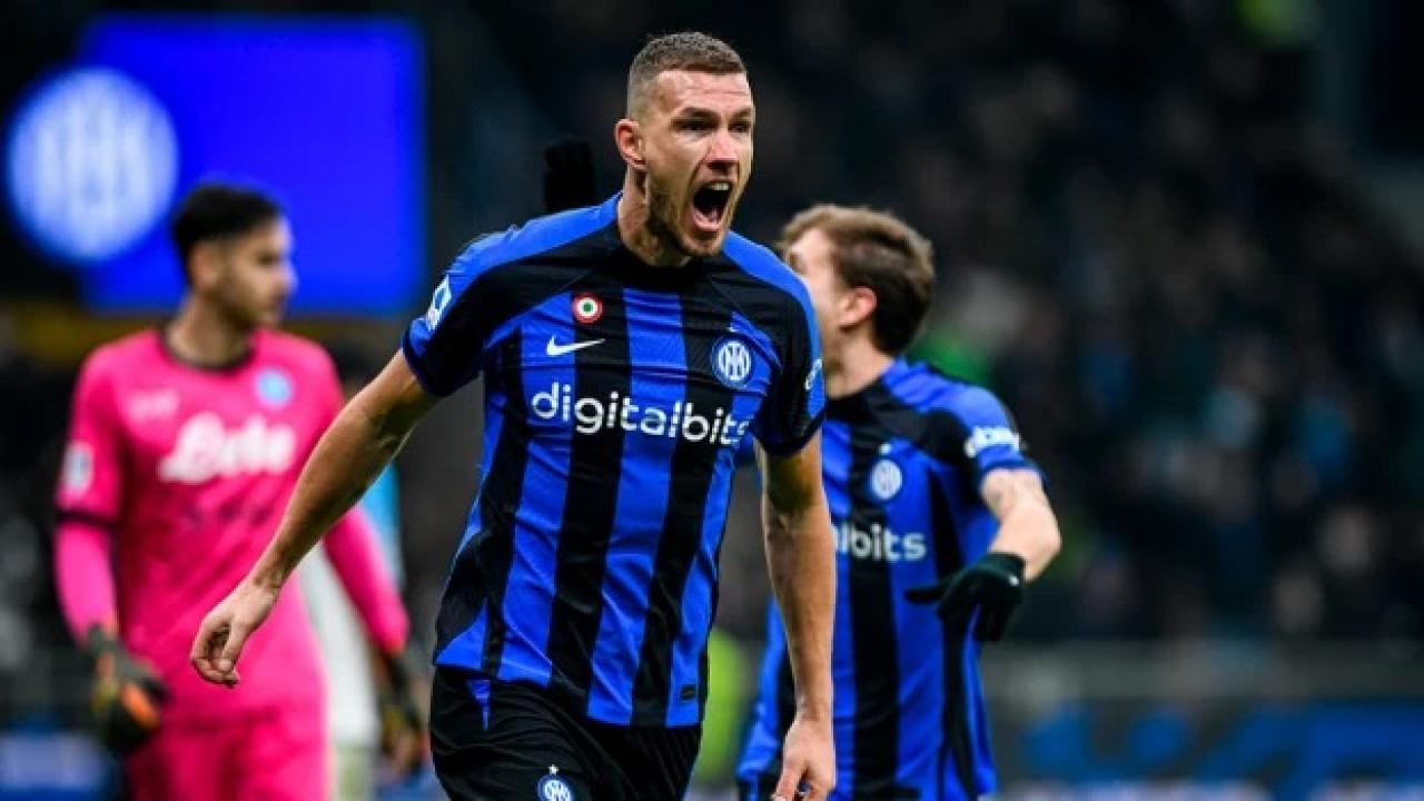 Dzeko'nun menajeri Alessandro Lucci Fenerbahçe için İstanbul'da! - Tüm ...