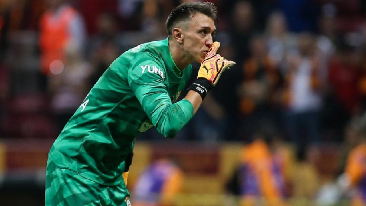 Muslera Galatasaray'dan ayrılacak mı? Fernando Muslera futbolu ...