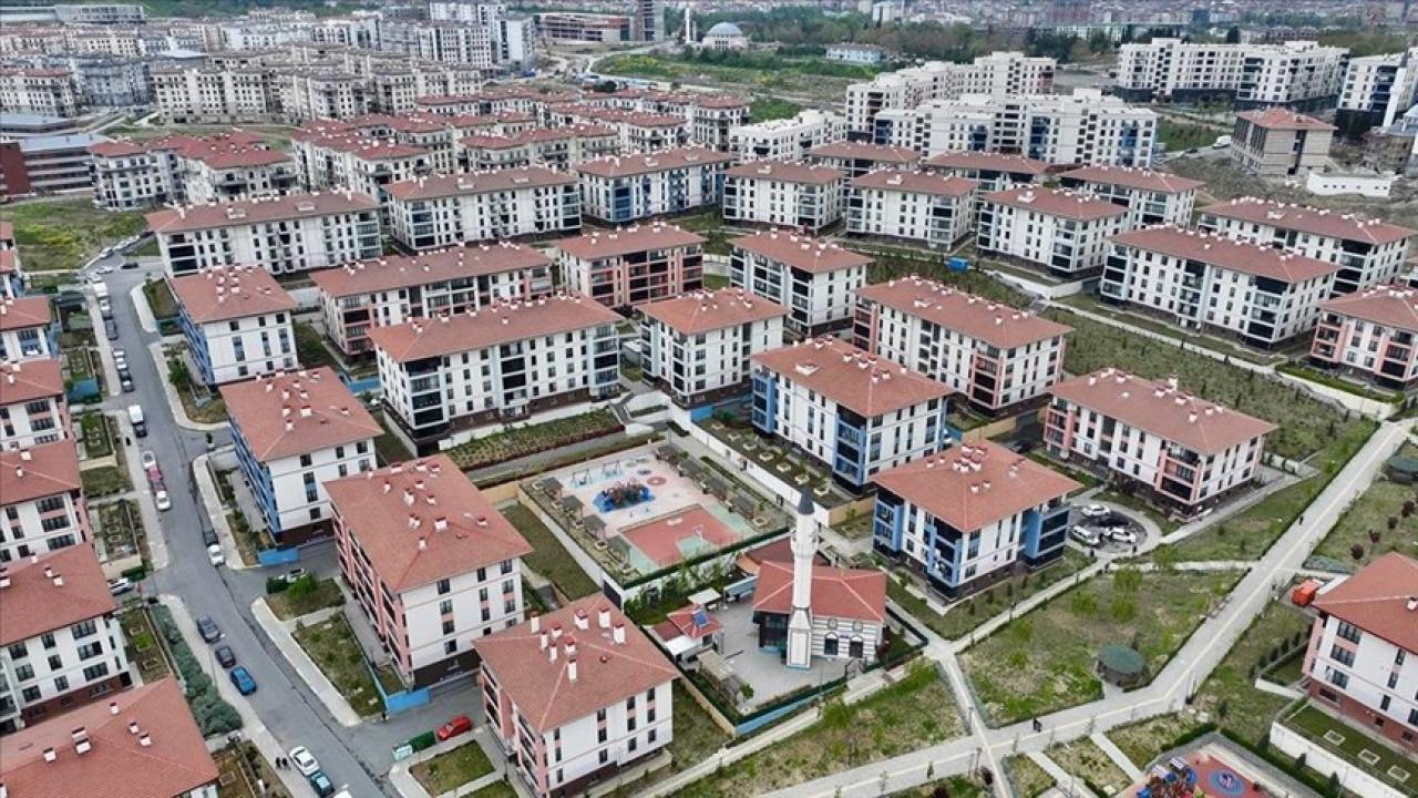 İstanbul'da kentsel dönüşüm etkisi: İlk defa bu gece güvenli bir ... İstanbul'da kentsel dönüşüm etkisi: İlk defa bu gece güvenli bir ...