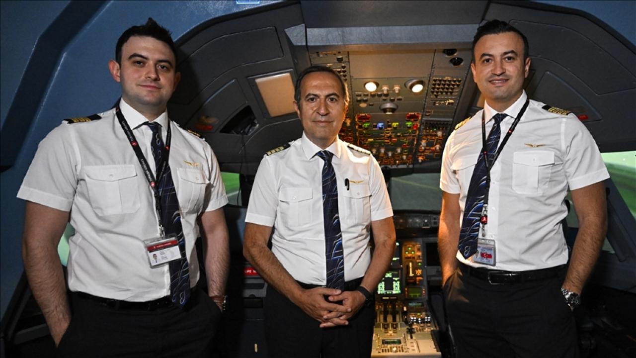 Pilot baba ve 2 oğlu aynı mesleği yapmanın gururunu yaşıyor - Haber 7 GÜNCEL
