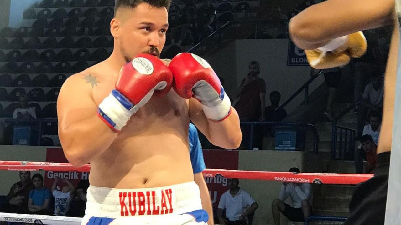 "Türk Tyson" lakaplı boksörün vurduğu devriliyor: Sıradaki durak ...