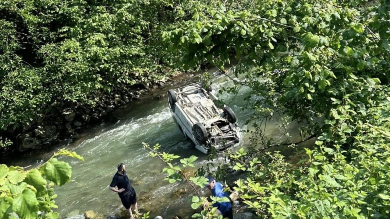 Trabzon'da feci kaza: 2 kişi hayatını kaybetti - Haber 7 GÜNCEL