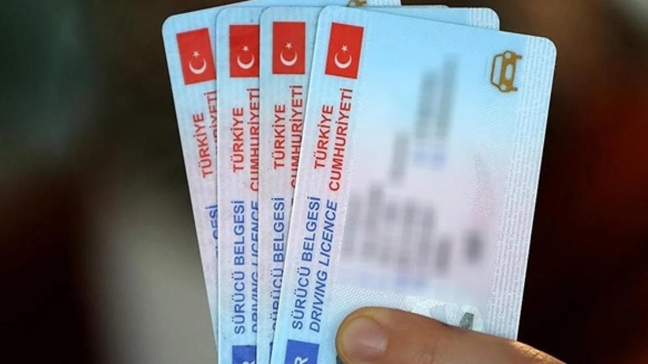 B sınıfı ehliyeti olanlar dikkat! Ehliyetiniz iptal olabilir - Haber 7 ...