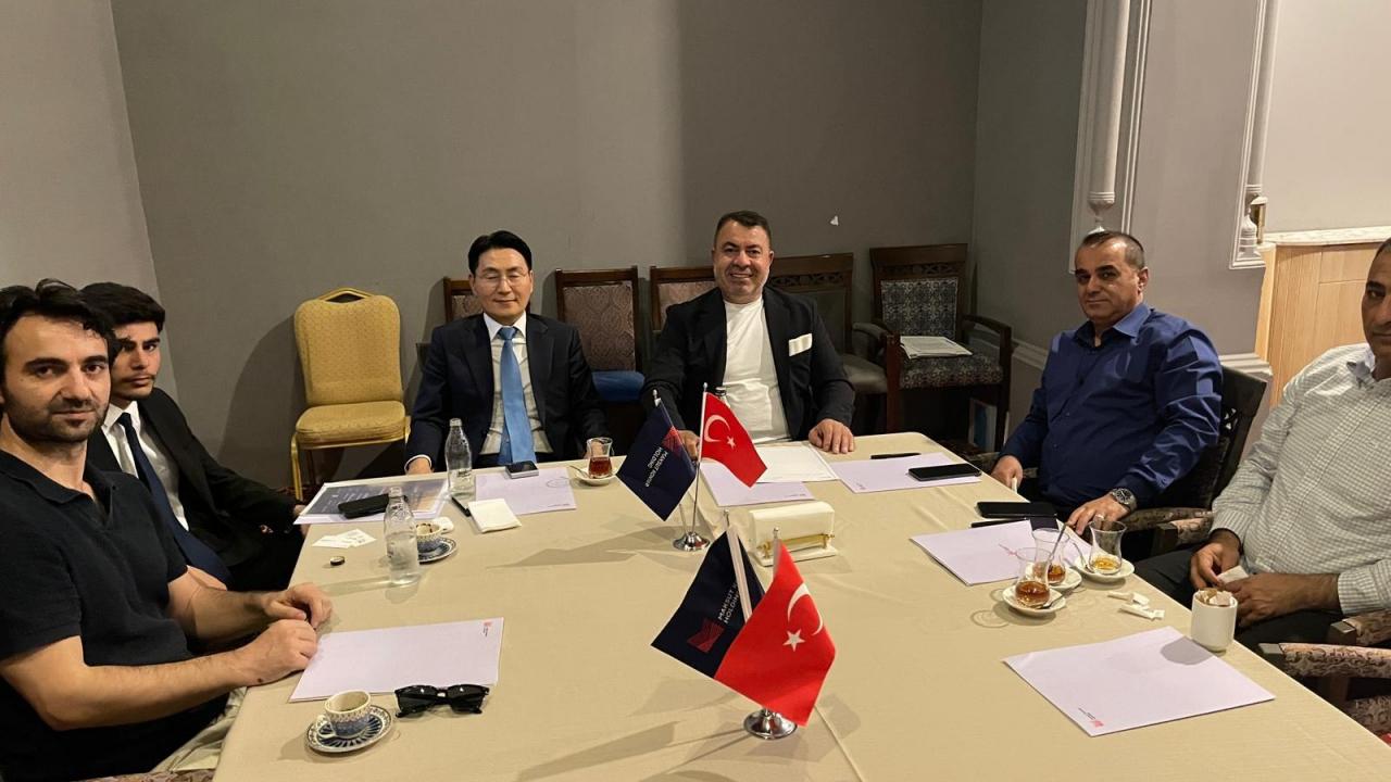 Koreli yatırım devi Monroe Mılls ile Maksut Konyar Holding İstanbul’da ...