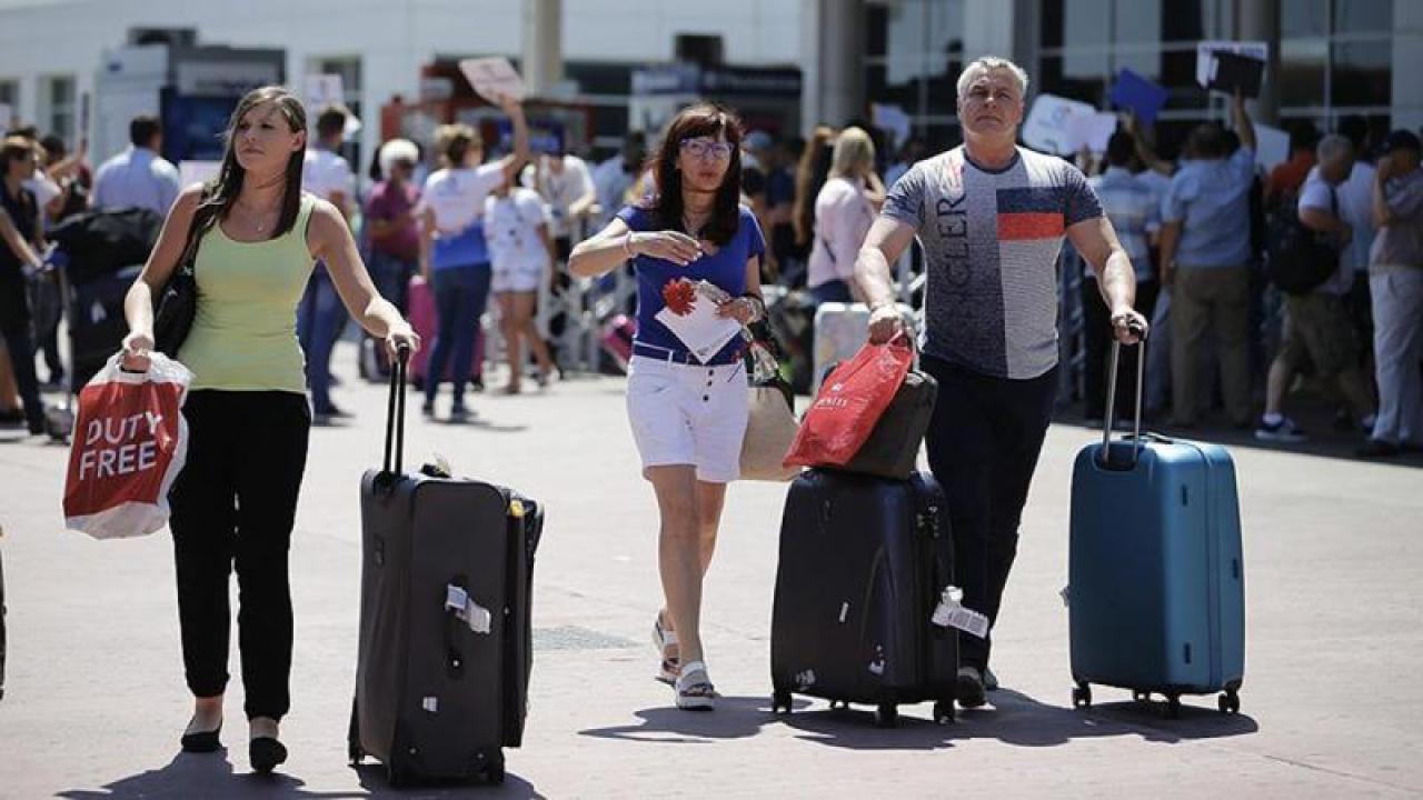Rus turistlerin yaz rotası yine Türkiye oldu! - Haber 7 DÜNYA