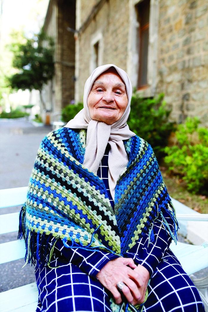 81 yaşındaki Cavide Zerey tüm birikimini bağışladı! Darülaceze evi oldu ...